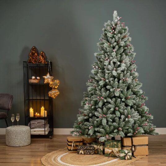 Everlands 7ft Windham Spruce Snowy Christmas Tree